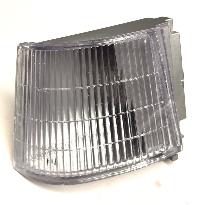 Side light Left Renault R21 2.0L turbo 7701033311